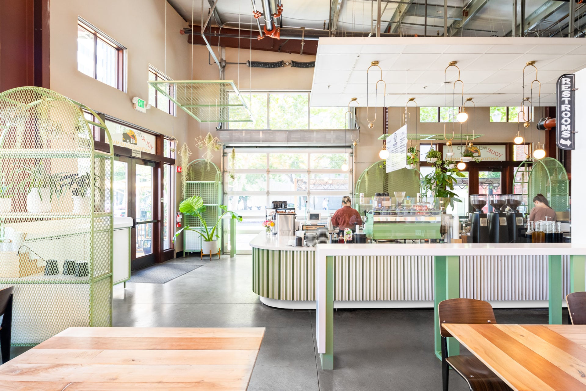 Voyager Craft Coffee: The Square - Studio BANAA